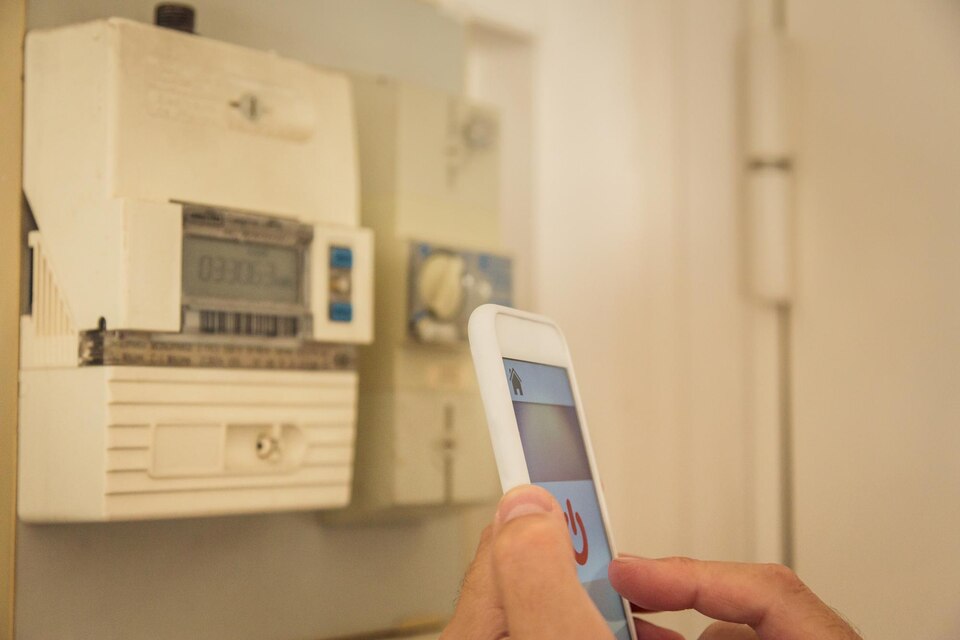 Hermosa Beach Electrical Safety: Warning Signs (2025)